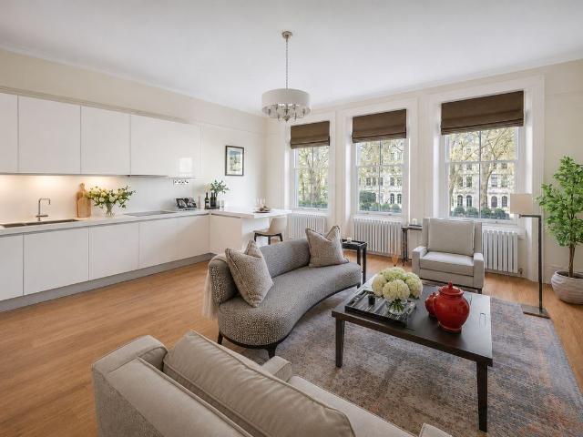 Cornwall Gardens, London SW7, 1 bed flat to rent, £8,000 pcm | PrimeLocation