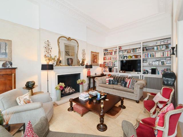 Cornwall Gardens SW7, 4 bed flat to rent, £16,467 pcm | PrimeLocation