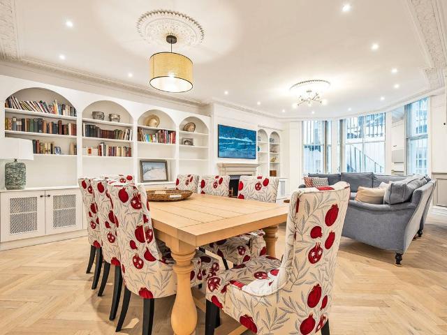 Cornwall Gardens, South Kensington, London SW7, 2 bed flat to rent, £7,500 pcm | PrimeLocation