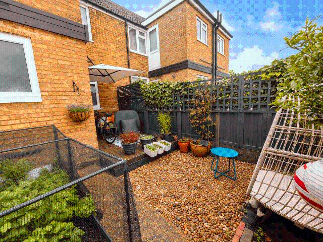 Cornwallis Circle, Whitstable CT5, 1 bed flat to rent, £1,000 pcm | PrimeLocation