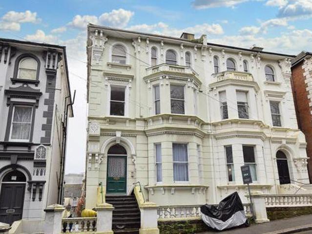 Cornwallis Gardens, Hastings, 1 Bedroom Flat