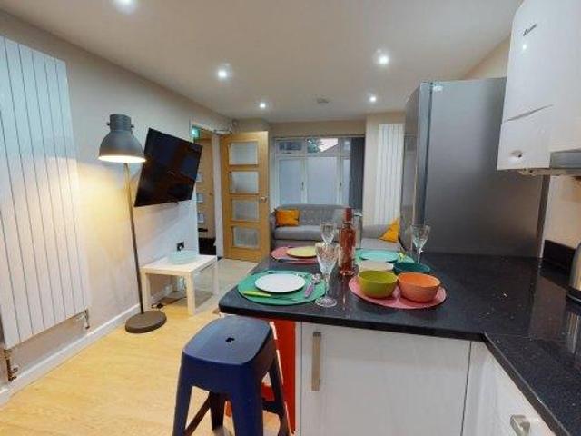 Coronation Road 5 bed house share to rent £3,900 pcm £900 pw