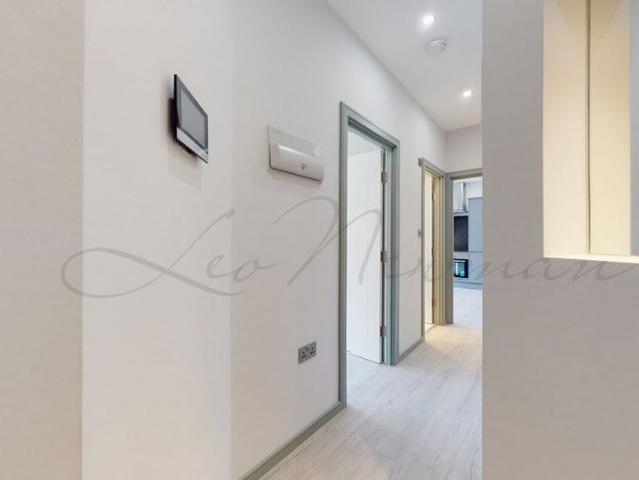 Coronation Road, Basingstoke, RG21