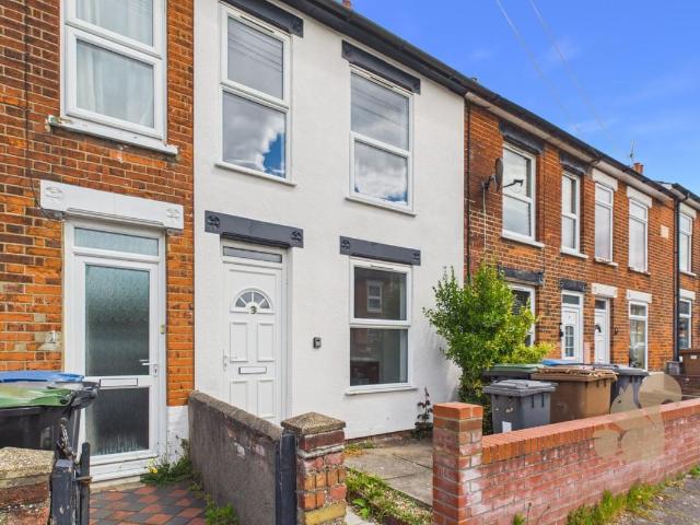 Coronation Road, Ipswich IP4, 3 bed terraced house to rent, £1,100 pcm | PrimeLocation