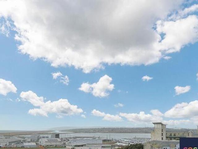 Coronation Road, Portland, 2 Bedroom Flat
