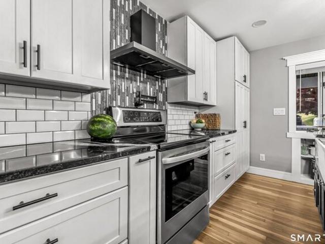 Corona Dr, Milford, Home For Sale