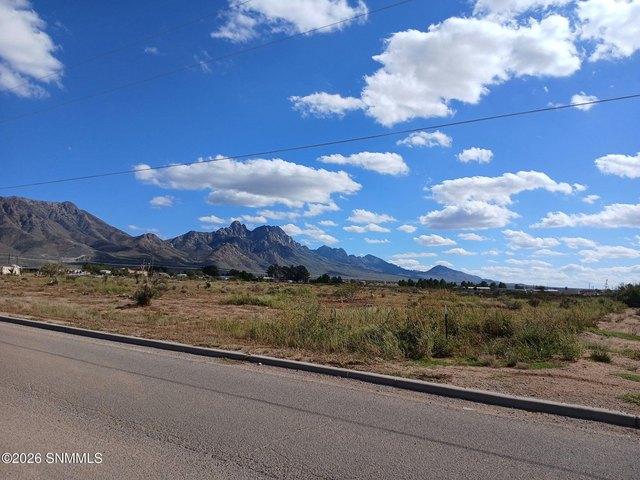Corona Rd, Las Cruces, NM 88012