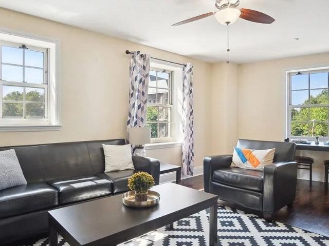 Coronado Place & Towers 2 Bedroom Apartment for Rent at 3701 Lindell Blvd, St. Louis, MO 63108 Grand Center