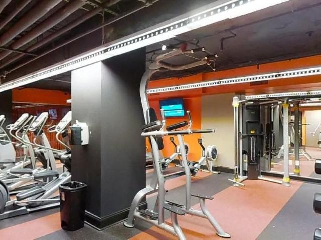 Coronado Place and Towers 1 Bedroom Apartment for Rent at 3701 Lindell Blvd, St. Louis, MO 63108 Grand Center