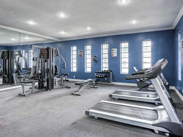 Coronado Springs 2 Bedroom Apartment for Rent at 555 Kirk Rd, Palm Springs, FL 33406