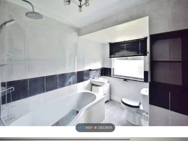 Corporation Road, Gillingham ME7, 3 bed terraced house to rent, £1,650 pcm | PrimeLocation