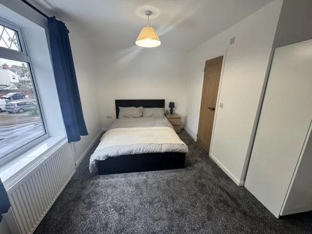 Corporation Street, NG18, Property for rent