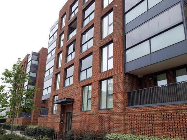 Corporation Street, Rochester, 1 Bedroom Apartment