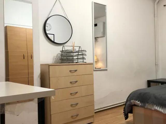 Corringham House, Pitsea Street, Ratcliffe, London, E1 0JJ, United Kingdom | 5 bed apartment for rent #166251460 | Rentberry