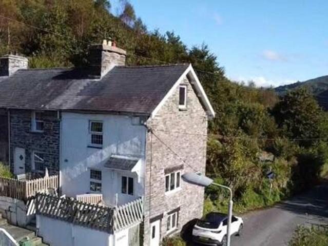 Corris, Tanrallt, Machynlleth, 3 Bedroom End