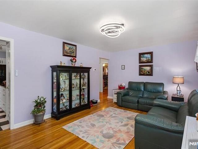 Corsi Rd, Bloomfield, Home For Sale