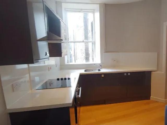Costcutter, 125 Lothian Road, City of Edinburgh, EH3 9AD, United Kingdom | 4 bed house for rent #120701154 | Rentberry