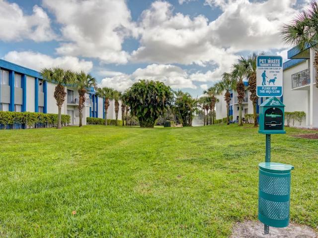 Costa Del Lago 2 Bedroom Apartment for Rent at 2508 10th Ave N, Lake Worth, FL 33461