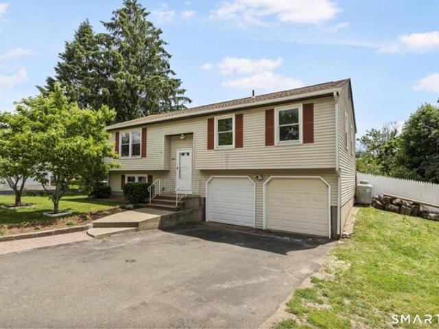 Costanzo Ct, Hamden, Home For Sale