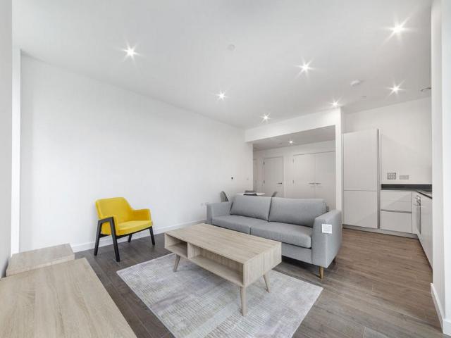 Coster Avenue, London N4 1 bed flat to rent £2,300 pcm £531 pw