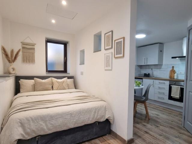 Cosy Ground Floor Studio – Central Newmarket