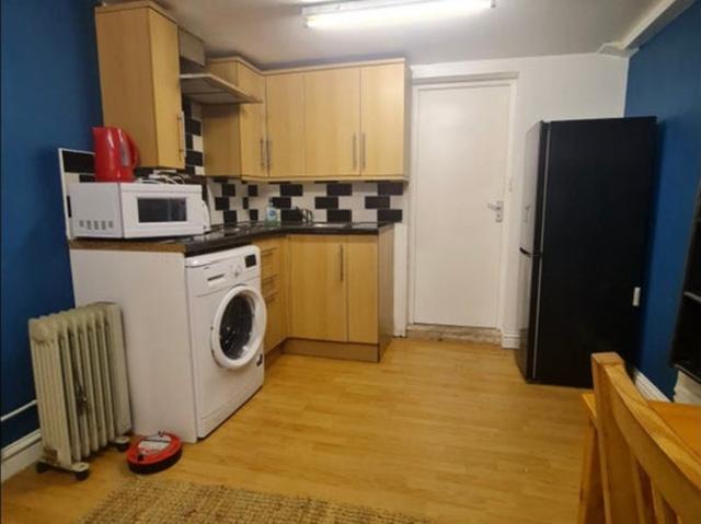 Cosy Studio, Independent Access, Bills Included