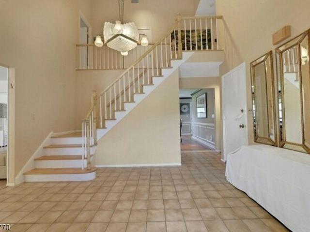 Cosgrove Ct, Fair Lawn, Home For Sale