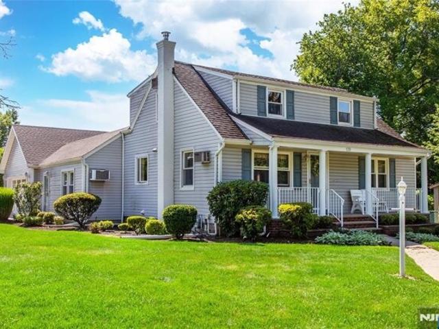 Cosman St, Township Of Washington, Home For Sale