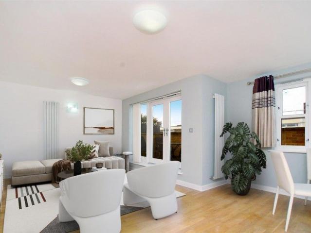 Cosmo Apartments, Westport Street, Stepney Green, London E1