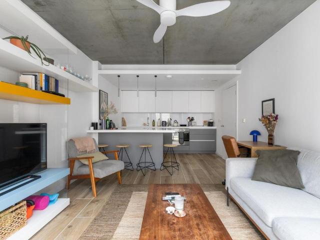 Cosmopolitan House, London EC2A 1 bed apartment to rent £2,817 pcm £650 pw