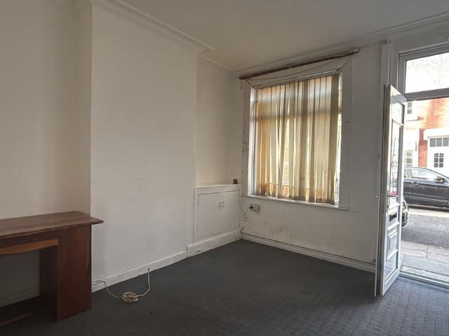 Cossington Street, Leicester LE4, 3 bed terraced house to rent, £1,250 pcm | PrimeLocation