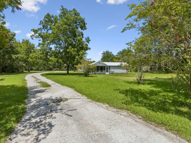 Cottage on 3 Acres with Massive Workshop & Storage