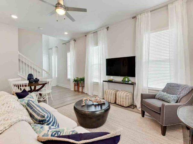 Cottage at North Beach 2 Bedroom Apartment for Rent at 102 Aquatic Dr, Atlantic Beach, FL 32233 Atlantic Beach