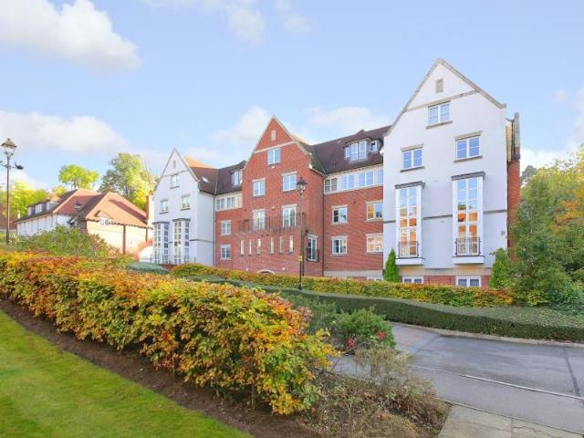 Cottage Close, Harrow On The Hill, Harrow HA2, 2 bed flat to rent, £1,825 pcm | PrimeLocation