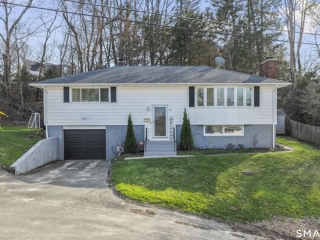 Cottage Grove Ln, Waterbury, Home For Sale