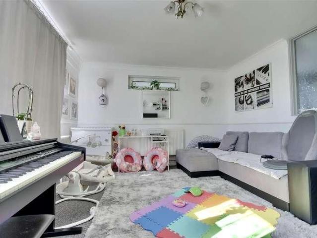 Cottage Grove, Southsea, PO5