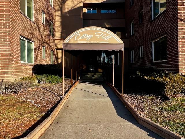 Cottage Hill Apartments