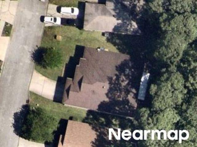 Cottage Hill Dr E