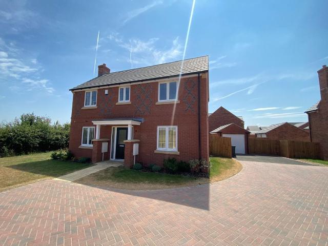 Cottage Leys, Barkby, Leicester LE7, 4 bed detached house to rent, £2,000 pcm | PrimeLocation