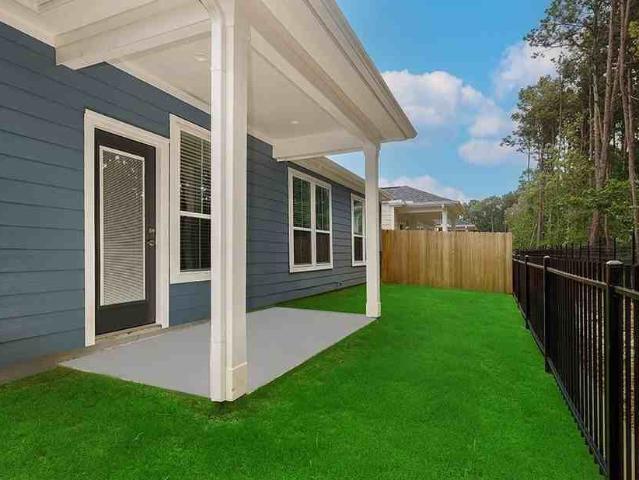 Cottage Living 1 Bedroom Apartment for Rent at 15770 Old Conroe Rd, Conroe, TX 77384