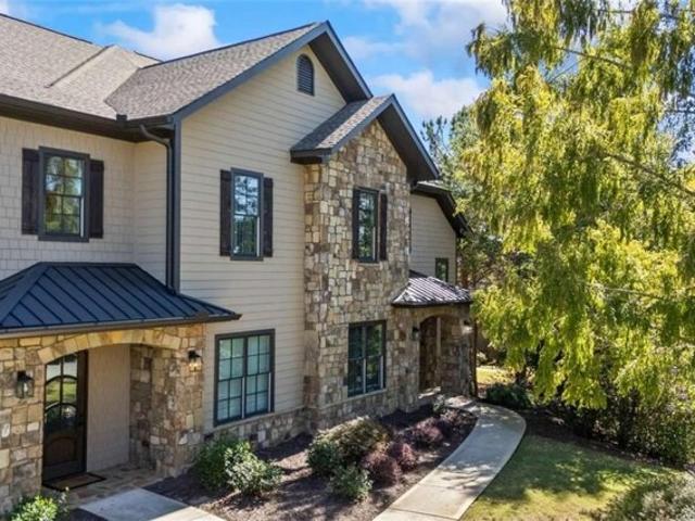 Cottage Ln, Toccoa, Home For Sale