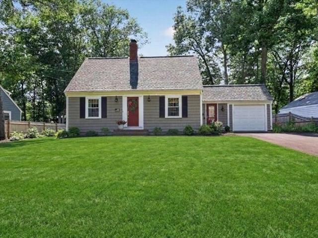 Cottage Ln, Weymouth, Home For Sale