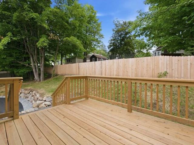Cottage Pl, Ashland, Home For Sale