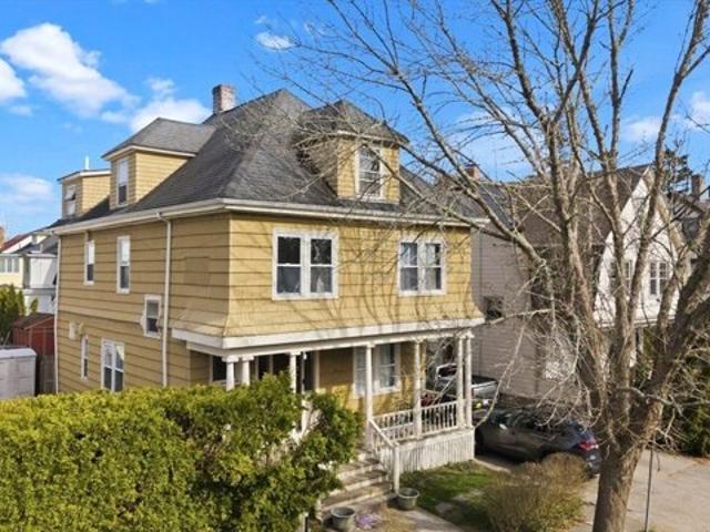 Cottage St, New Bedford, Home For Sale