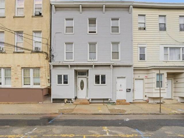 Cottage St, Bayonne, Home For Sale