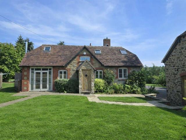 Cottage to let in Downton Castle, Ludlow SY8 2LF | Cobb Amos