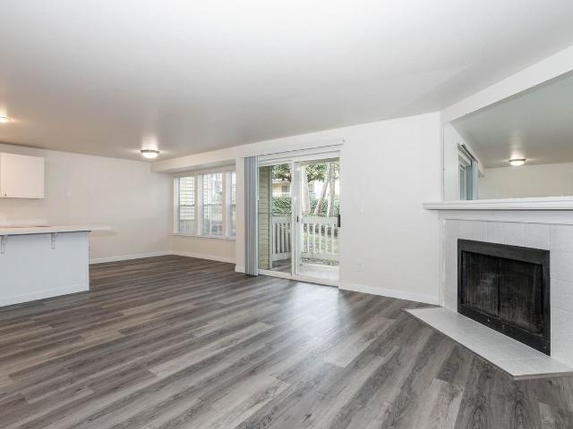 Cottage Woods Apartments 1 Bedroom Apartment for Rent at 4025 Southcenter Blvd, Tukwila, WA 98188 Thorndyke