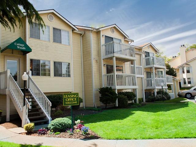 Cottage Woods Apartments 2 Bedroom Apartment for Rent at 4025 Southcenter Blvd, Tukwila, WA 98188 Thorndyke