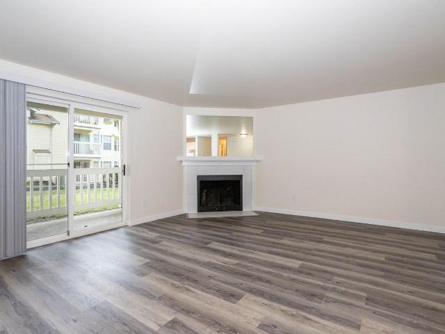 Cottage Woods Apartments 2 Bedroom Apartment for Rent at 4025 Southcenter Blvd, Tukwila, WA 98188 Thorndyke