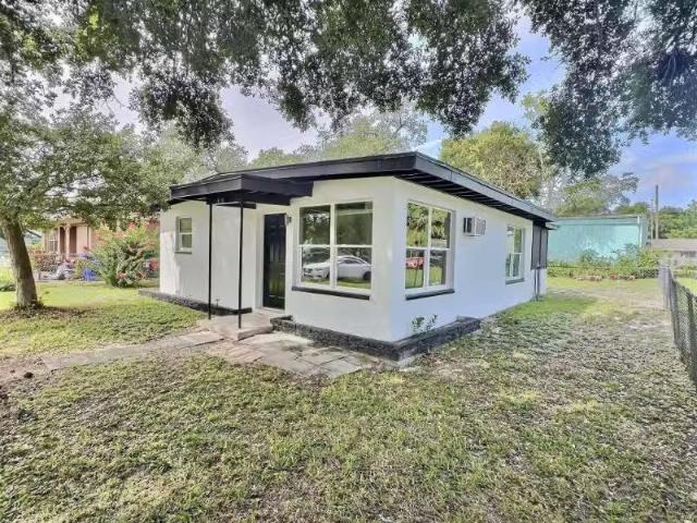 Cottage 1612 San Jose Blvd